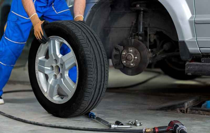 Your Pocket Guide to Tyre Rotation: FWD, RWD and AWD Cars