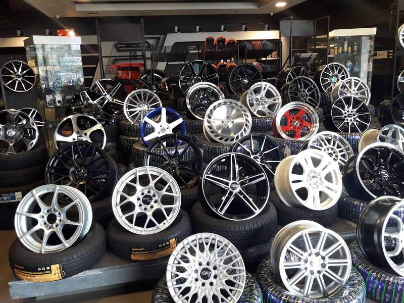 Types Of Wheels Explained Alloy Steel And Chrome Types Of Wheels Explained Alloy Steel And Chrome